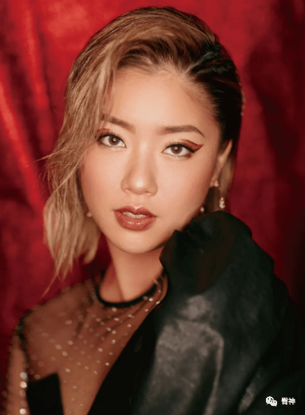 国产美臀女神，性感身材COS欧美辣妹...这谁顶得住？？？ -6park.com